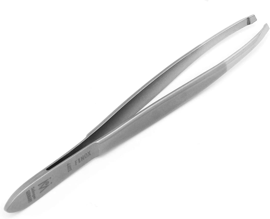 Slanted Tweezers